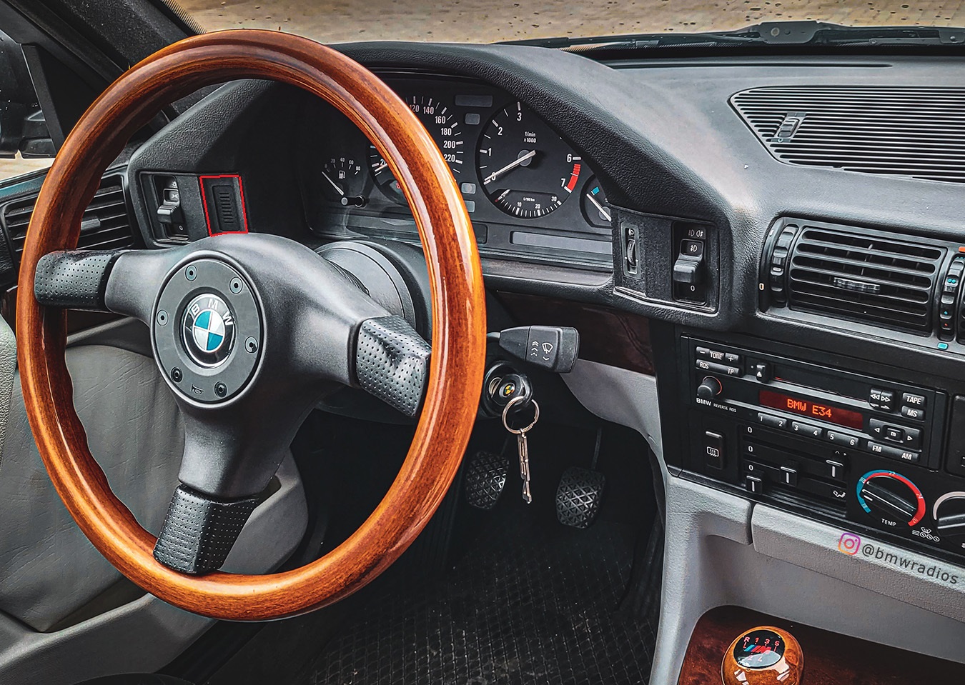 BMW E36 E31 E32 E34 Z3 microphone – BMWradios