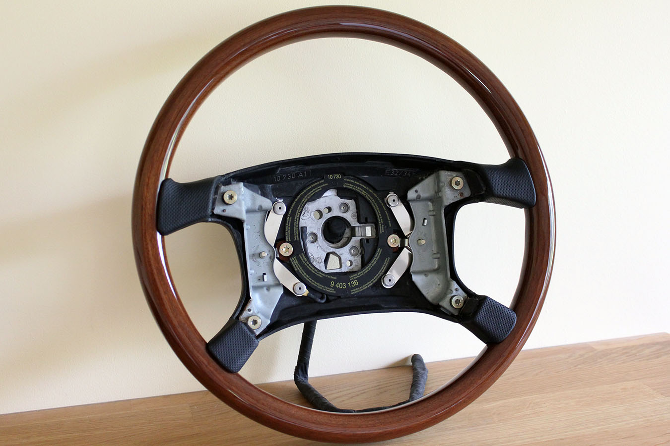 NEU BMW E32 E34 E36 Holzlenkrad Nardi NOS